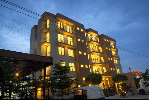 Golden Gate Hotel - Hawassa