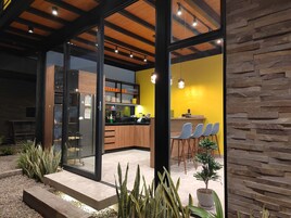 Casa | 4 quartos, internet de alta velocidade 