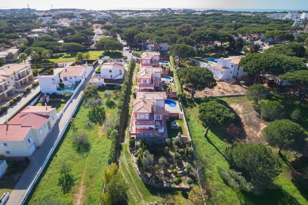 Villa Familiar, vista para o jardim | Exterior