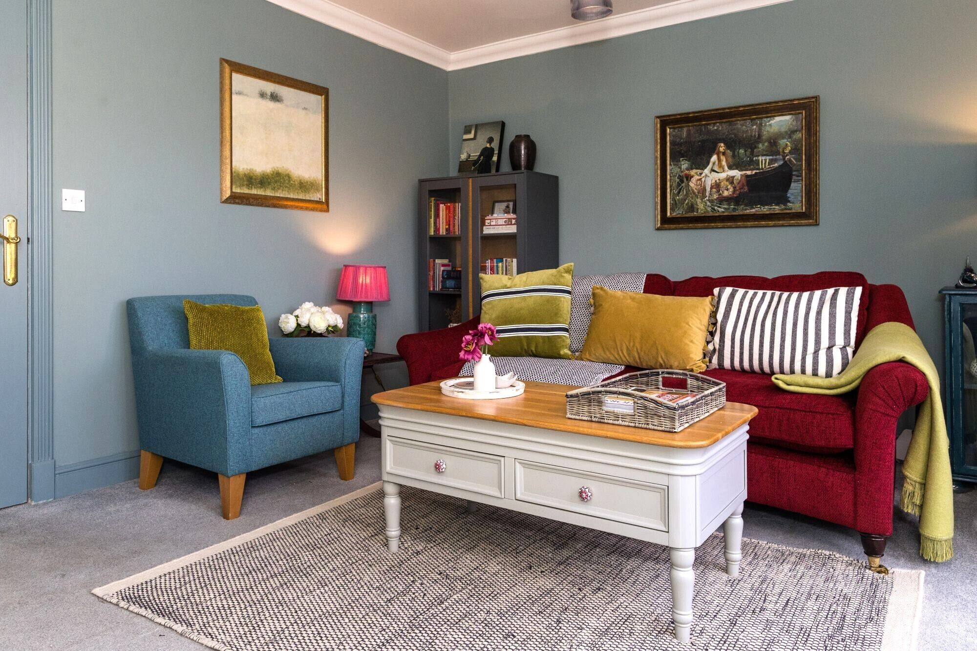 Hummingbird Cottage - Charming Hideaway Near Marina - Eastbourne