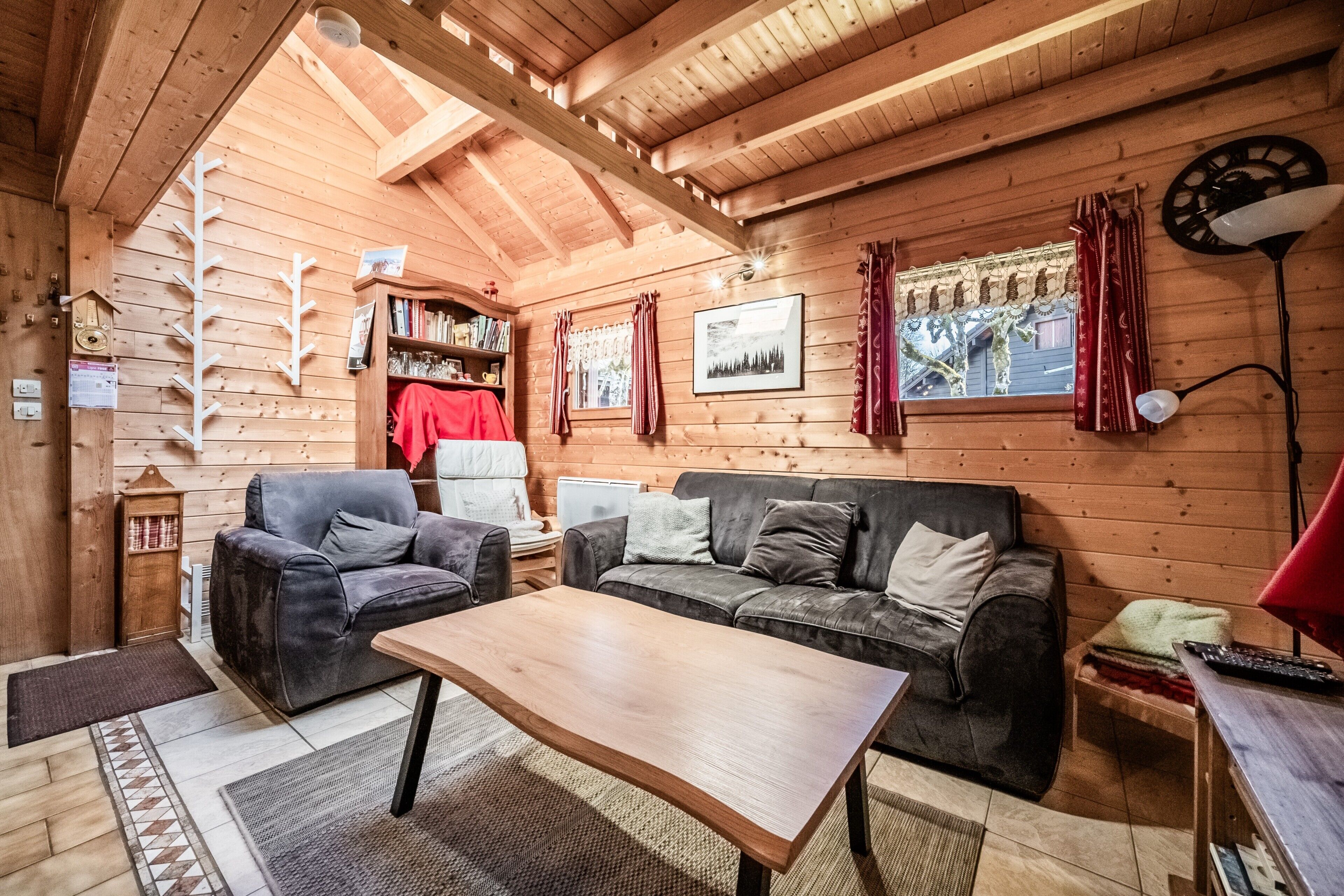 Chalet « 6p Classique-les Ajoncs D'or » Avec Vue Montagne, Terrasse Privée Et Wi-fi - Les Carroz d'Arâches