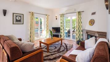 Smart TV de 43 polegadas com canais por cabo, impressoras