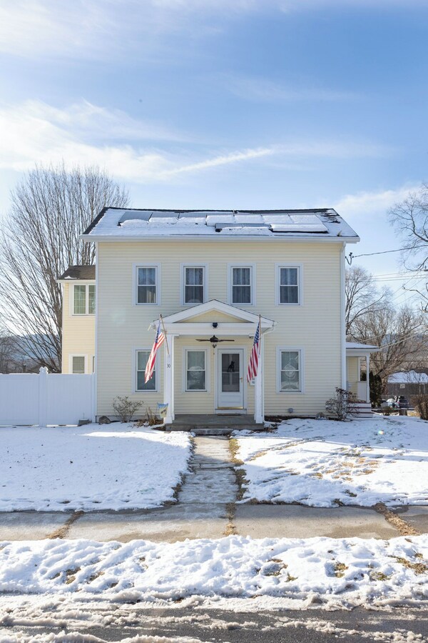 Ann Inn - Downtown New Milford Apartment - Bridgewater, CT