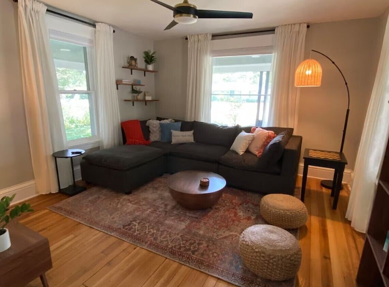 Cozy Historic 3-bedroom Home With Hot Tub And Ac Walkable To Downtown Hudson - Kinnickinnic State Park, River Falls