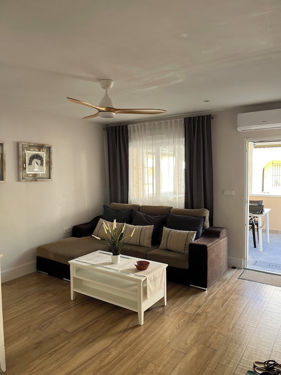 Air-conditioned Spanish House With Terrace - La Marina