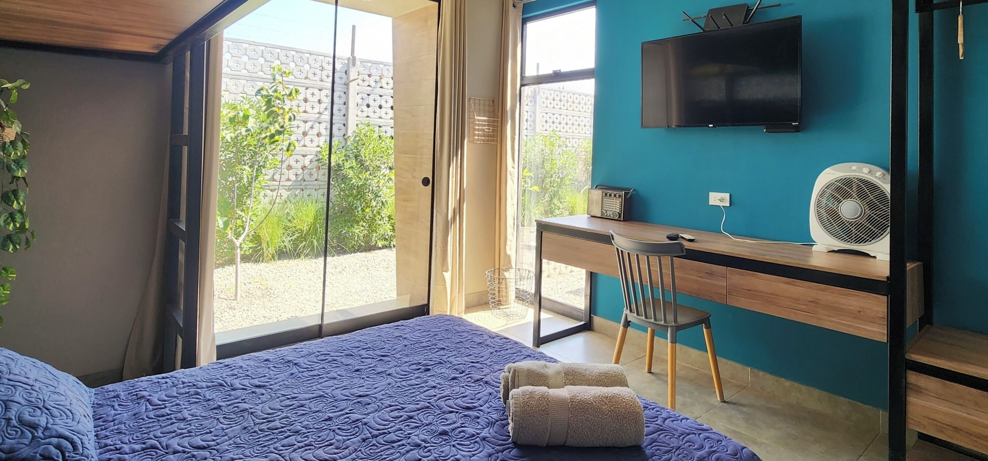 Casa, pátio, vista para o jardim | Ferro/tábua de engomar, Wi-fi grátis 