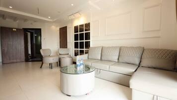 Quarto Superior | Interior