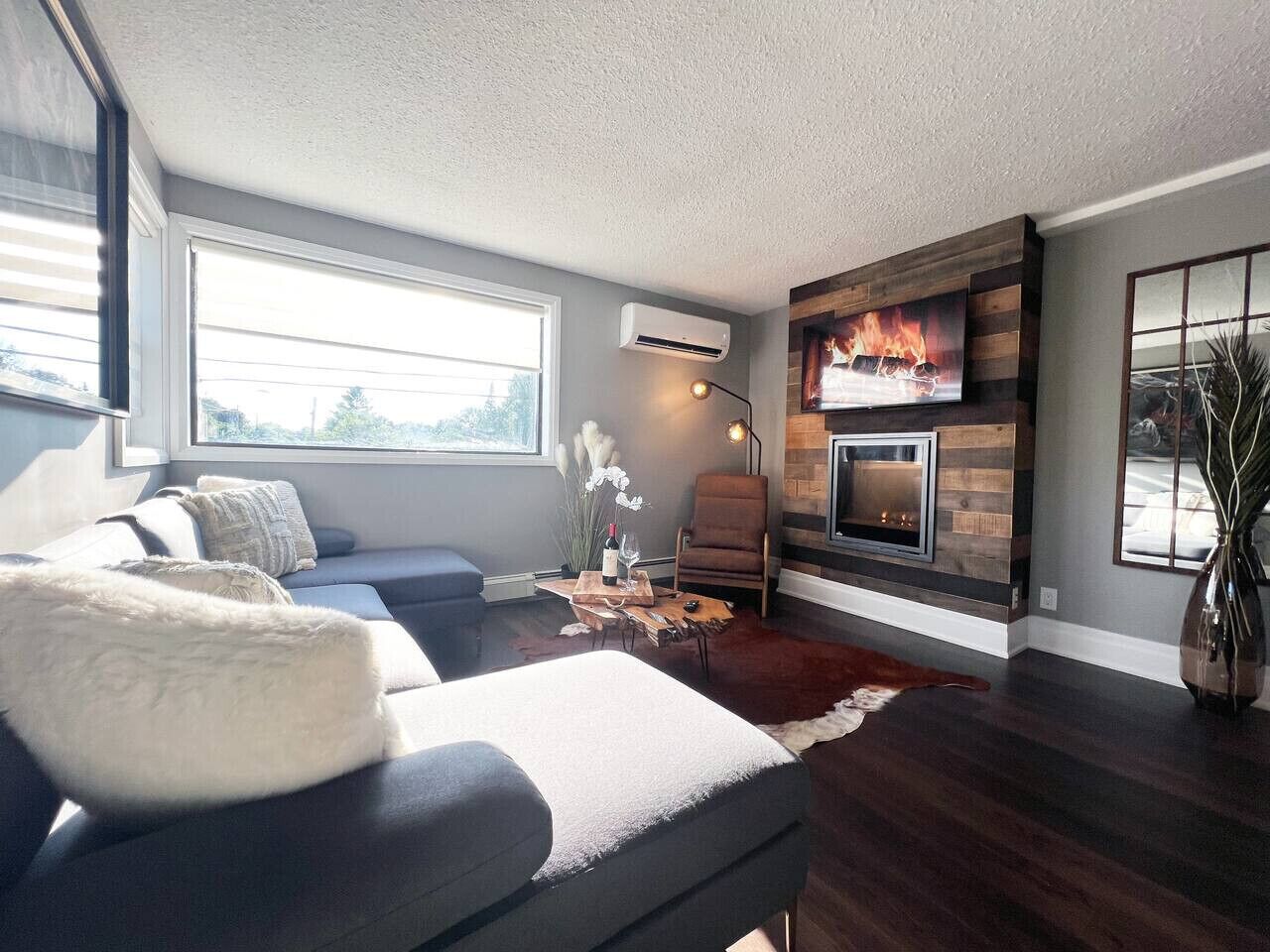 Rustic Charm Near Wortley And London Hotspots - London, Ontario