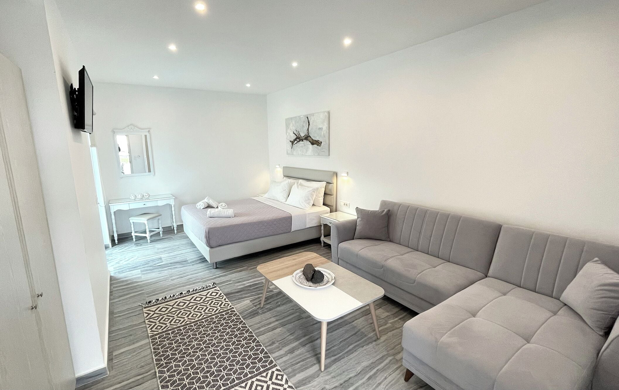 Quarto Nobre | Roupa de alta qualidade, com decoração personalizada 