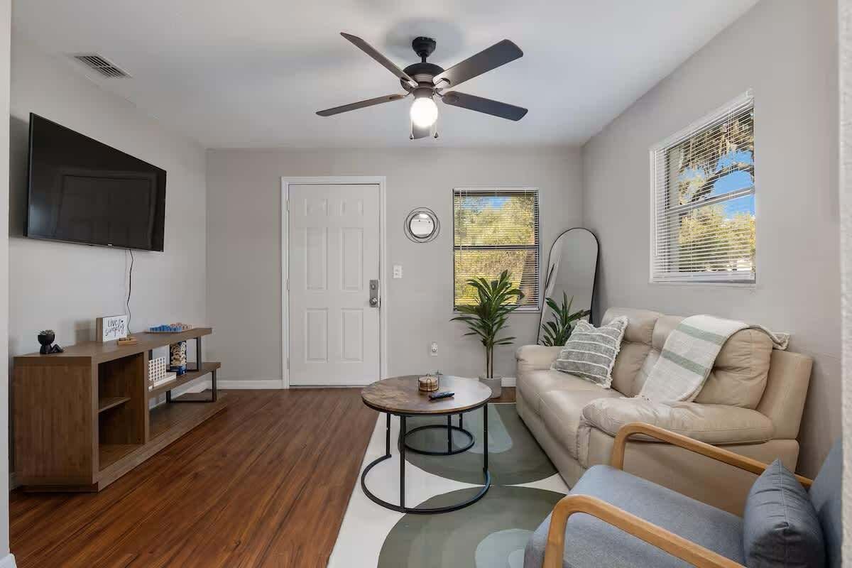 Silver Springs Retreat - Ocala, FL