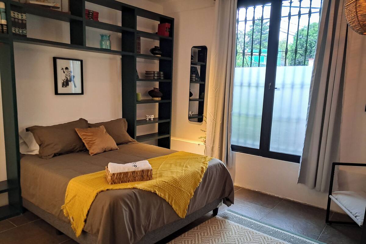 Quarto Duplo, Vista para a cidade | Edredões de penas, minibar, cortinas/cortinados opacos 