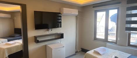 Quarto Clássico | Roupa de alta qualidade, Wi-fi grátis, roupa de cama fornecida