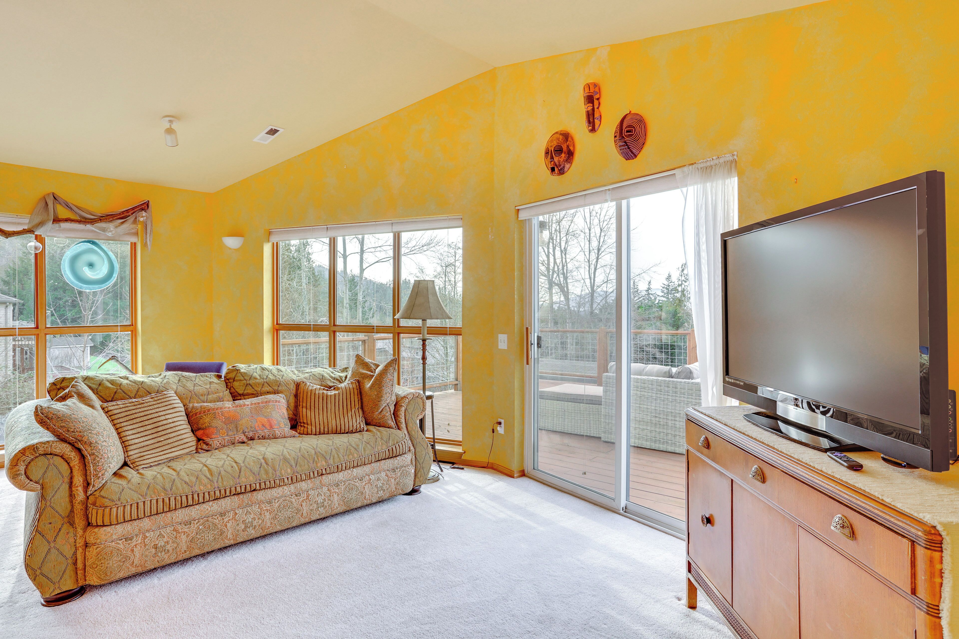 Walk To Lake Padden: Bellingham Home W/ Deck - 貝靈厄姆