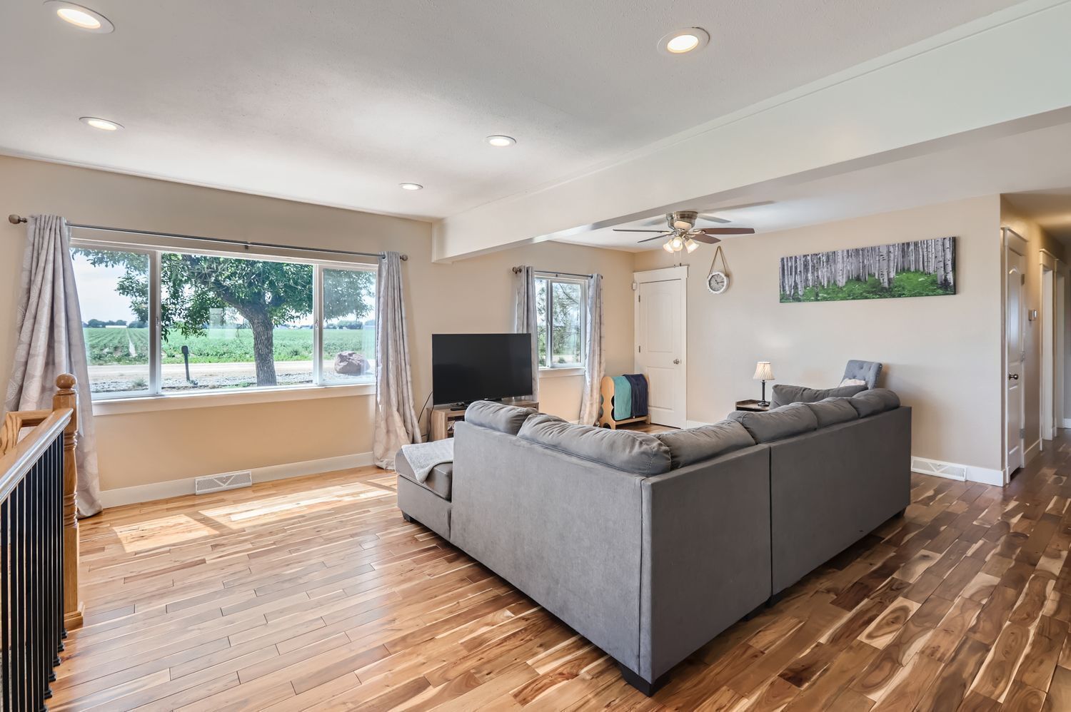 The Country Farmhouse - Frederick, CO