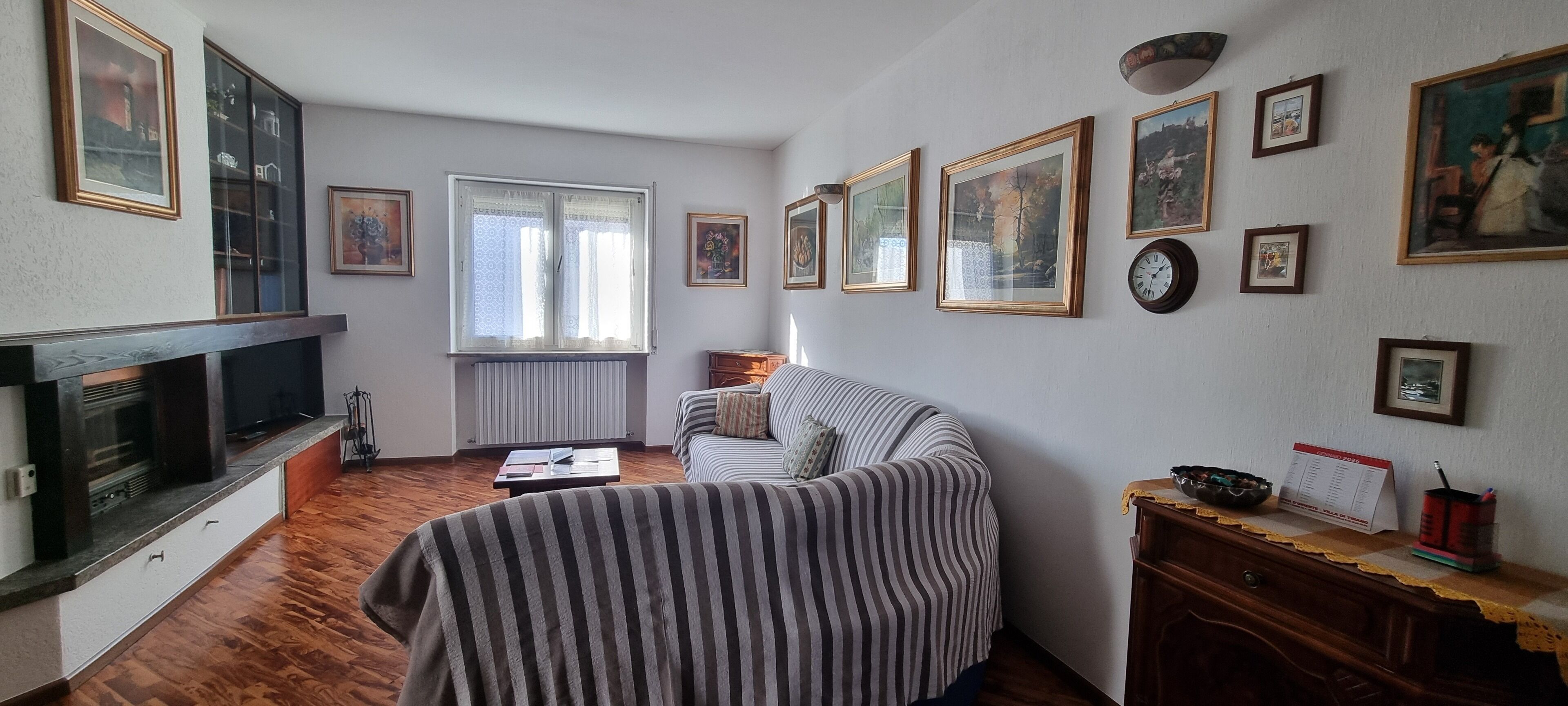 Colomba House Tirano Spacious Cozy With 3 Rooms, 5 Minutes From Stations - Tirano