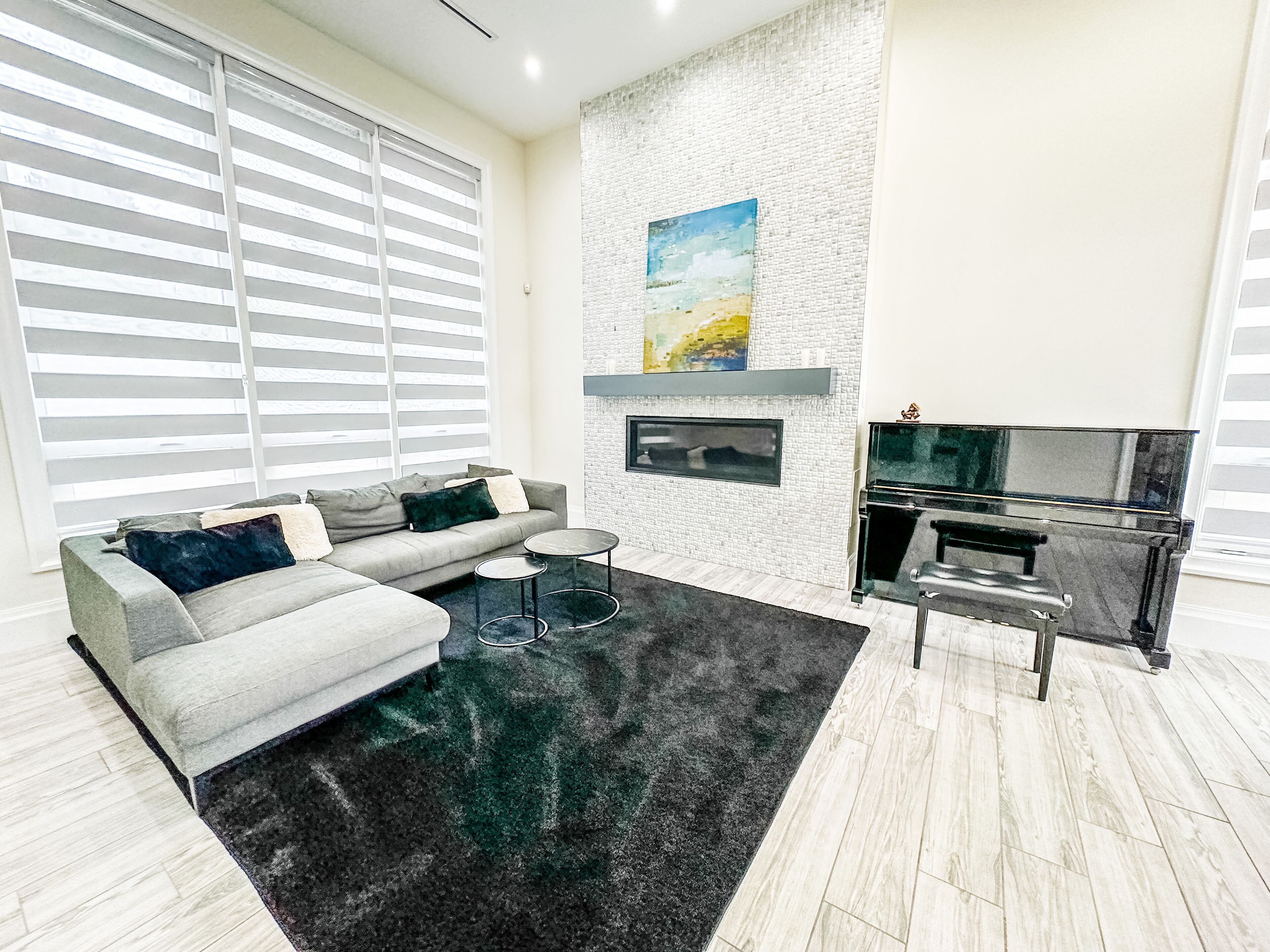 Luxury Large Private Modern Home With Pool - Vancouver