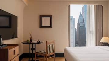 Quarto casal superior, vista para a cidade | Frigobar, cortinas blackout, quartos à prova de som