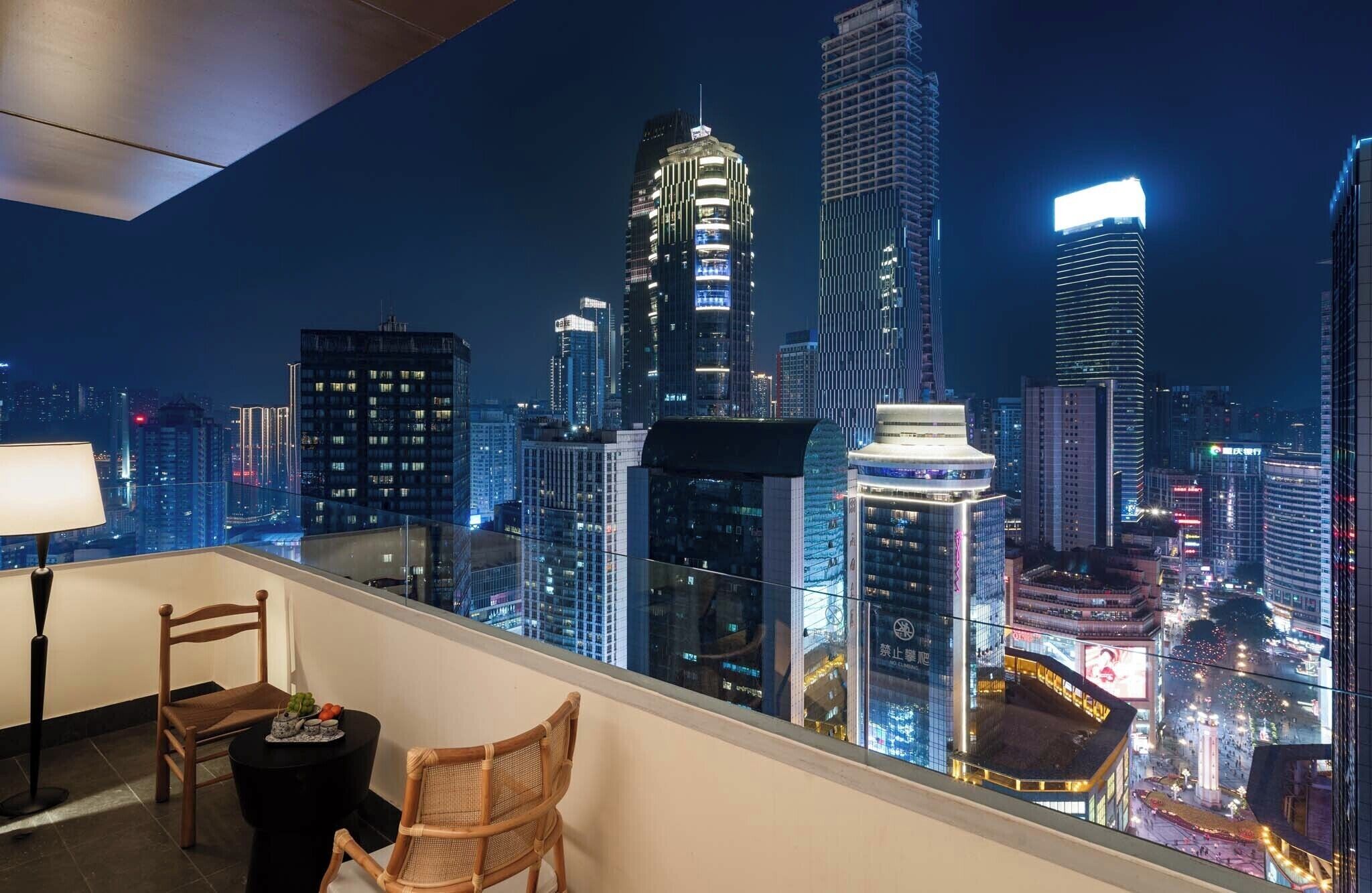 Quarto casal superluxo, vista para a cidade | Vista do quarto