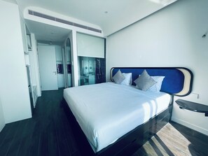 Quarto com design assinado, 2 quartos, vista para o oceano | Roupas de cama premium