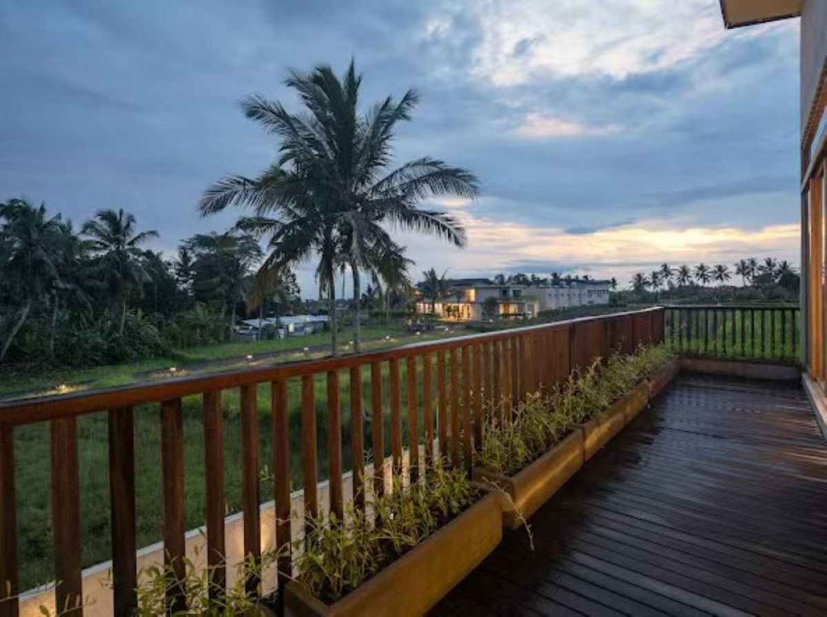 Vila clássica, vista para o jardim | Terraço/pátio