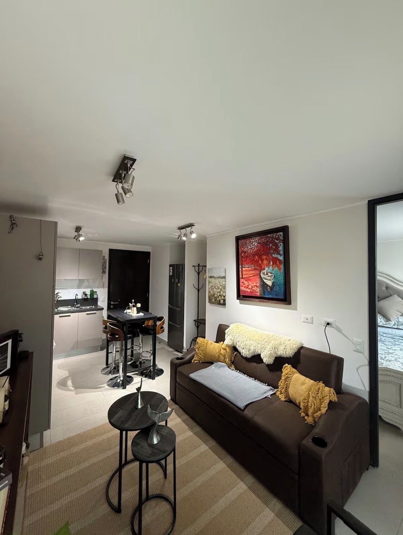 Garan Aike Refuge And Style In Front Of The Señoret Channel - Puerto Natales - Puerto Natales