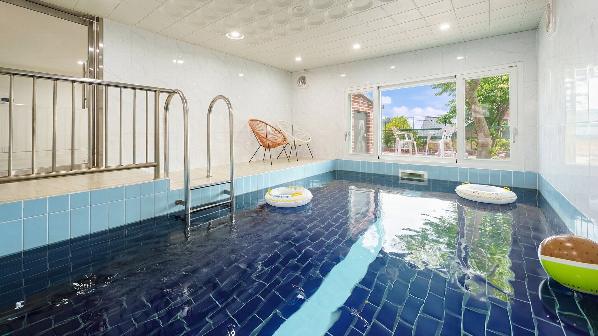 Quarto Básico, 3 quartos (Pool Villa) | 3 quartos, Wi-fi grátis 