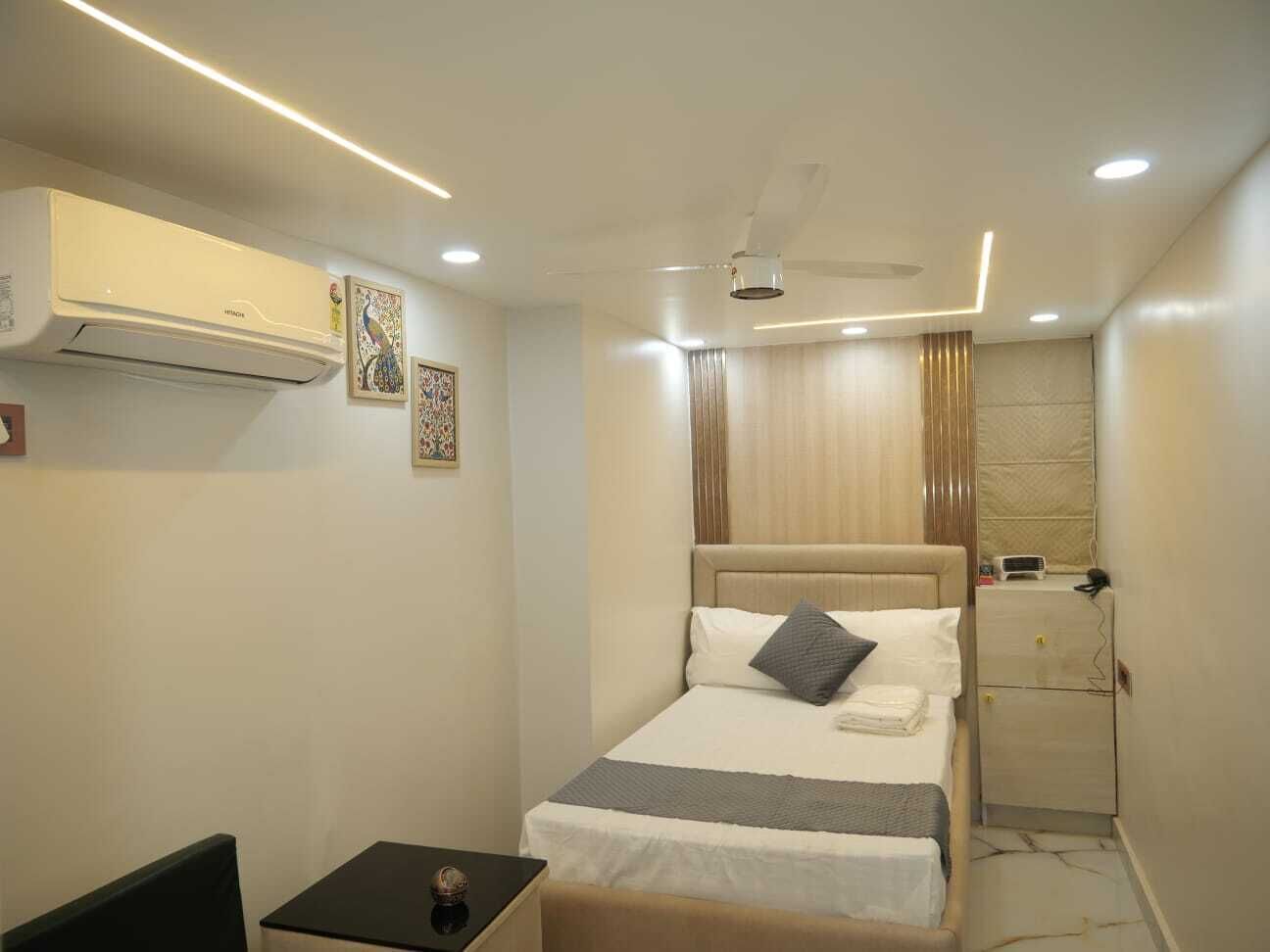 Quarto solteiro standard | Roupas de cama premium