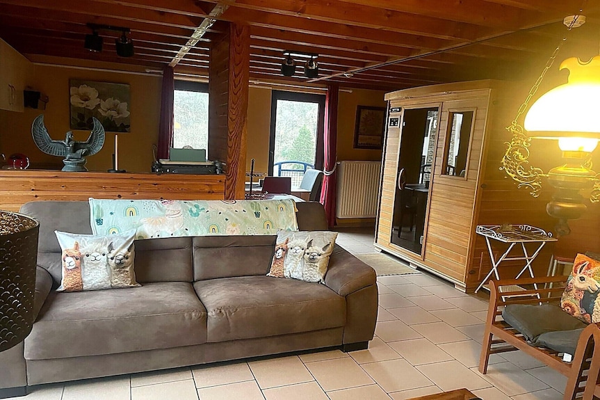 Maison Acceptant Les Chiens Avec Sauna - Bouillon