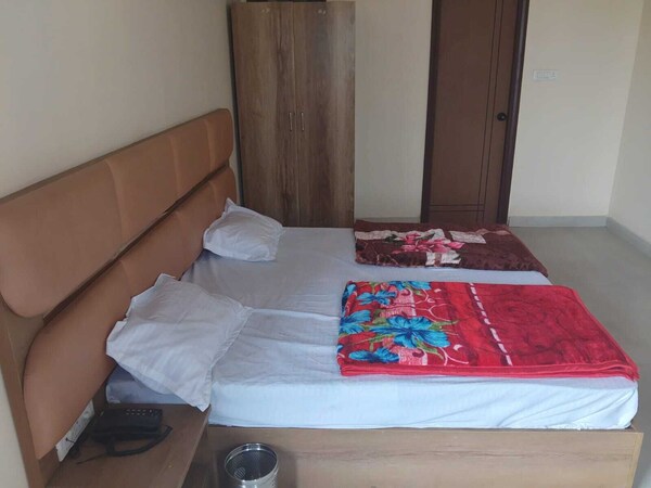 Hotel Awadh Grand - Kanpur
