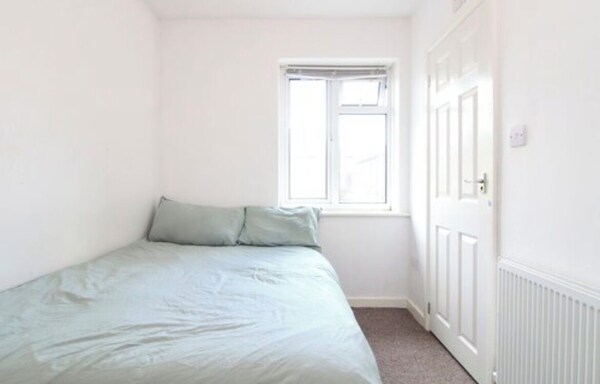 Coventry Road Studio Flat - New Forest