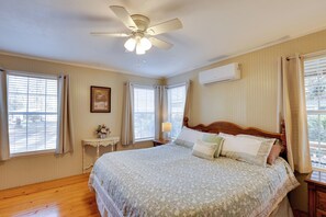 Casa (2 Bedrooms) | Interior