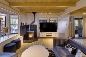 Casa (2 Bedrooms) | Interior