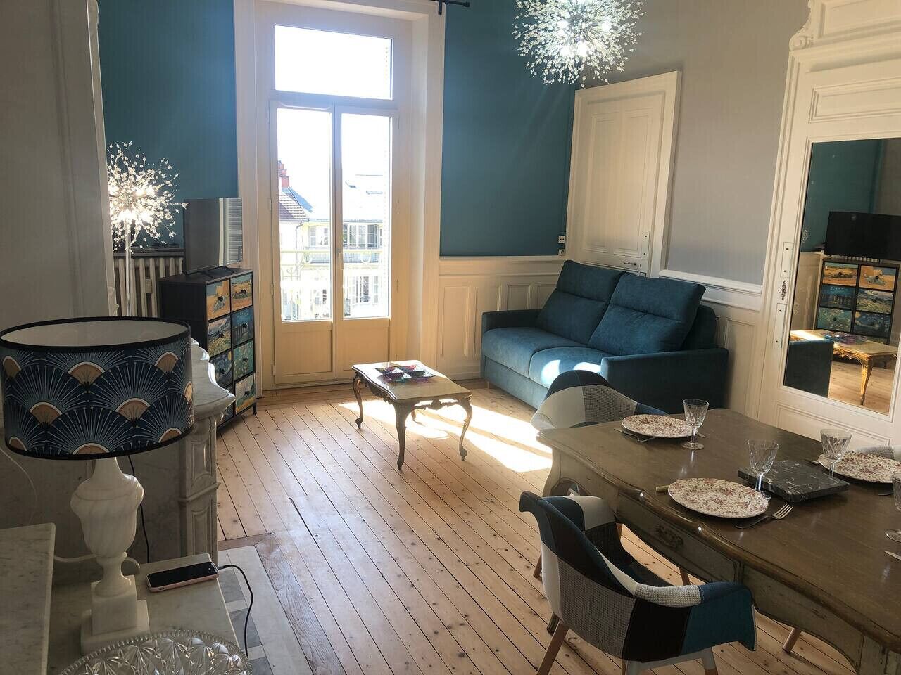 Appartement 52m² 1 Chambre, Balcon En Centre-ville - Aix-les-Bains