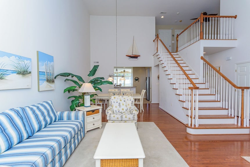 Minutes From Fenwick Island & North Ocean City Beaches, Pelicans Perch A 3 Bed, 2.5 Bath Beautiful Home With Community Pool & Free Wifi - Fenwick Island, DE