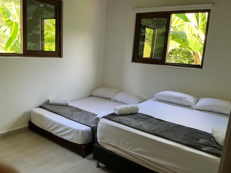 Finca In Sopetran With Infinity Pool And Jacuzzi - San Jerónimo