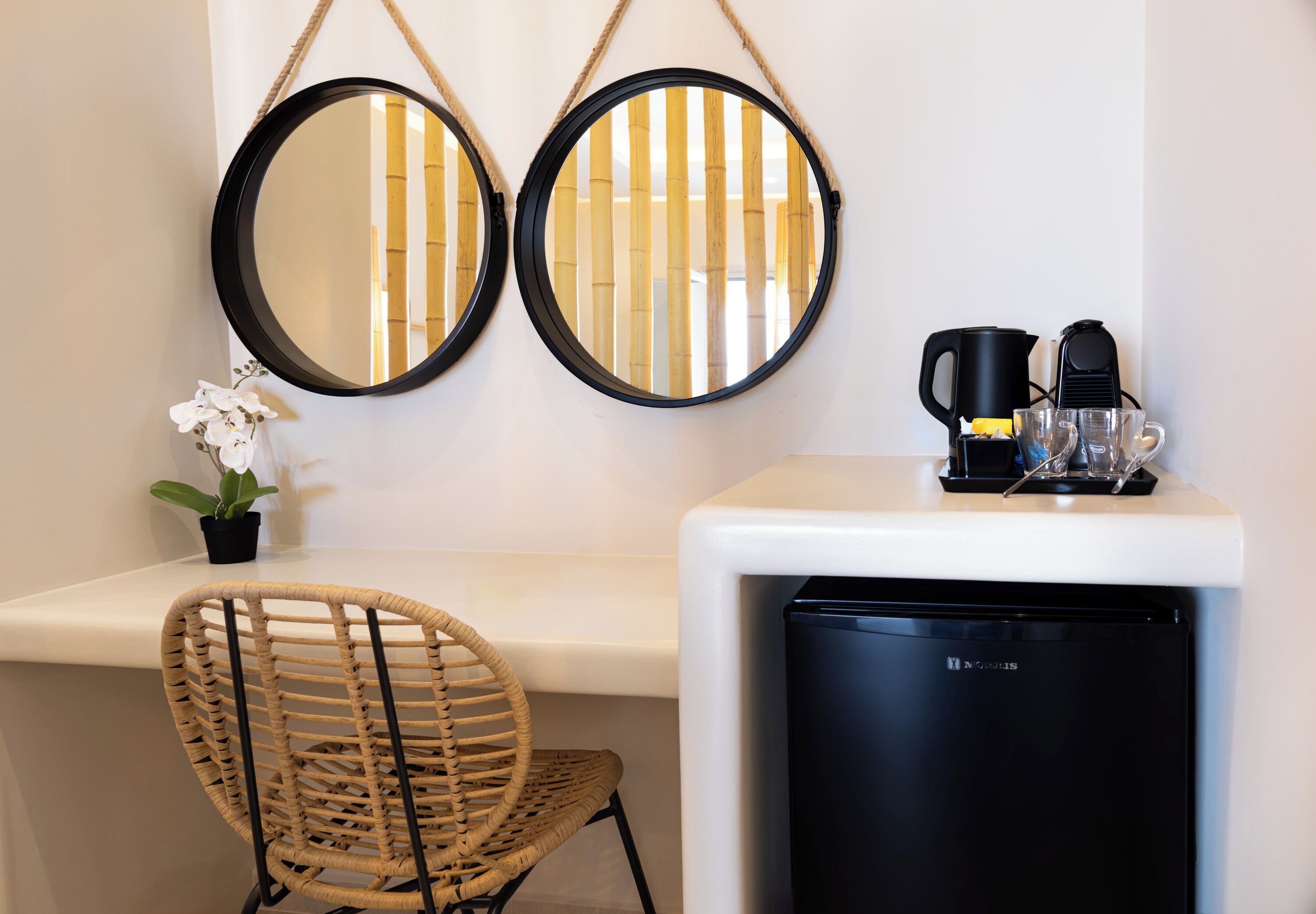 Cofre com capacidade para portátil 