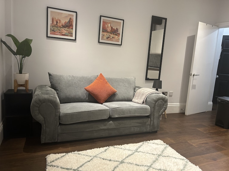 Appartement-traditionelle-salle De Bain Privée-vue Ville-second Floor - Bedford