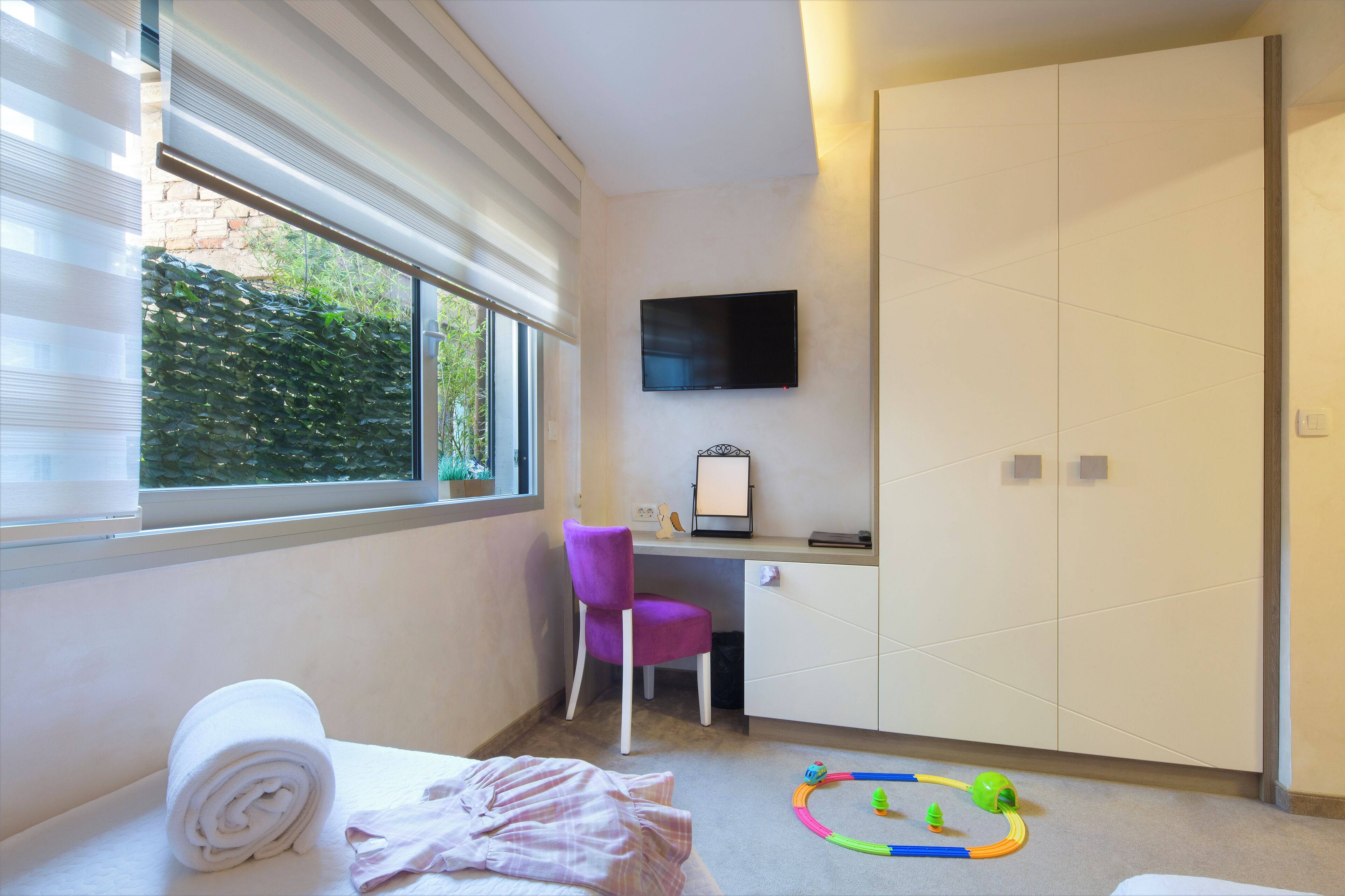 Quarto família, vista para a montanha | Individualmente decorados, individualmente mobiliados