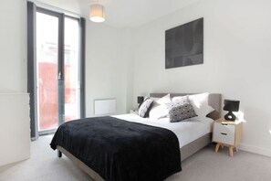 Apartamento, 1 quarto, pátio, vista para o jardim | 2 quartos 