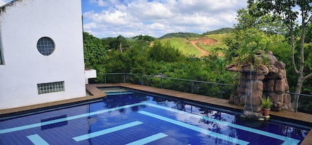 Casa de campo família | Piscina | 2 piscinas externas. Chácara 3 Poderes Piscina - 60 pessoas