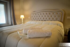 Quarto Quádruplo Familiar, varanda, vista para o pátio | Wi-fi grátis 
