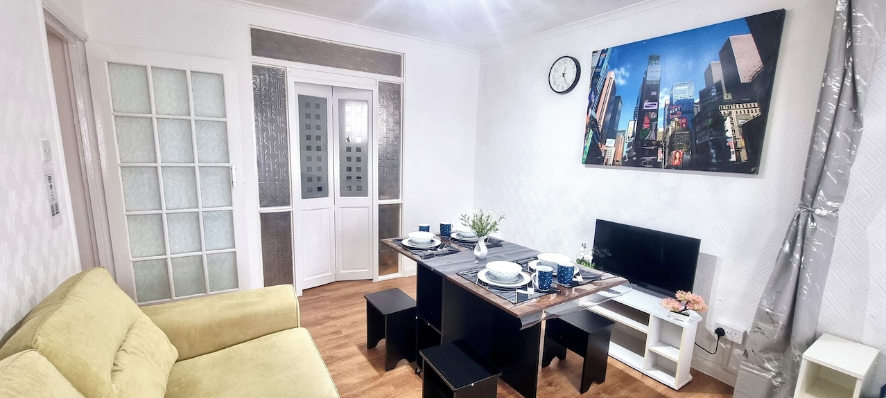 Family Friendly Apartment Barking London Close To Tube/train Station Airport - Romford