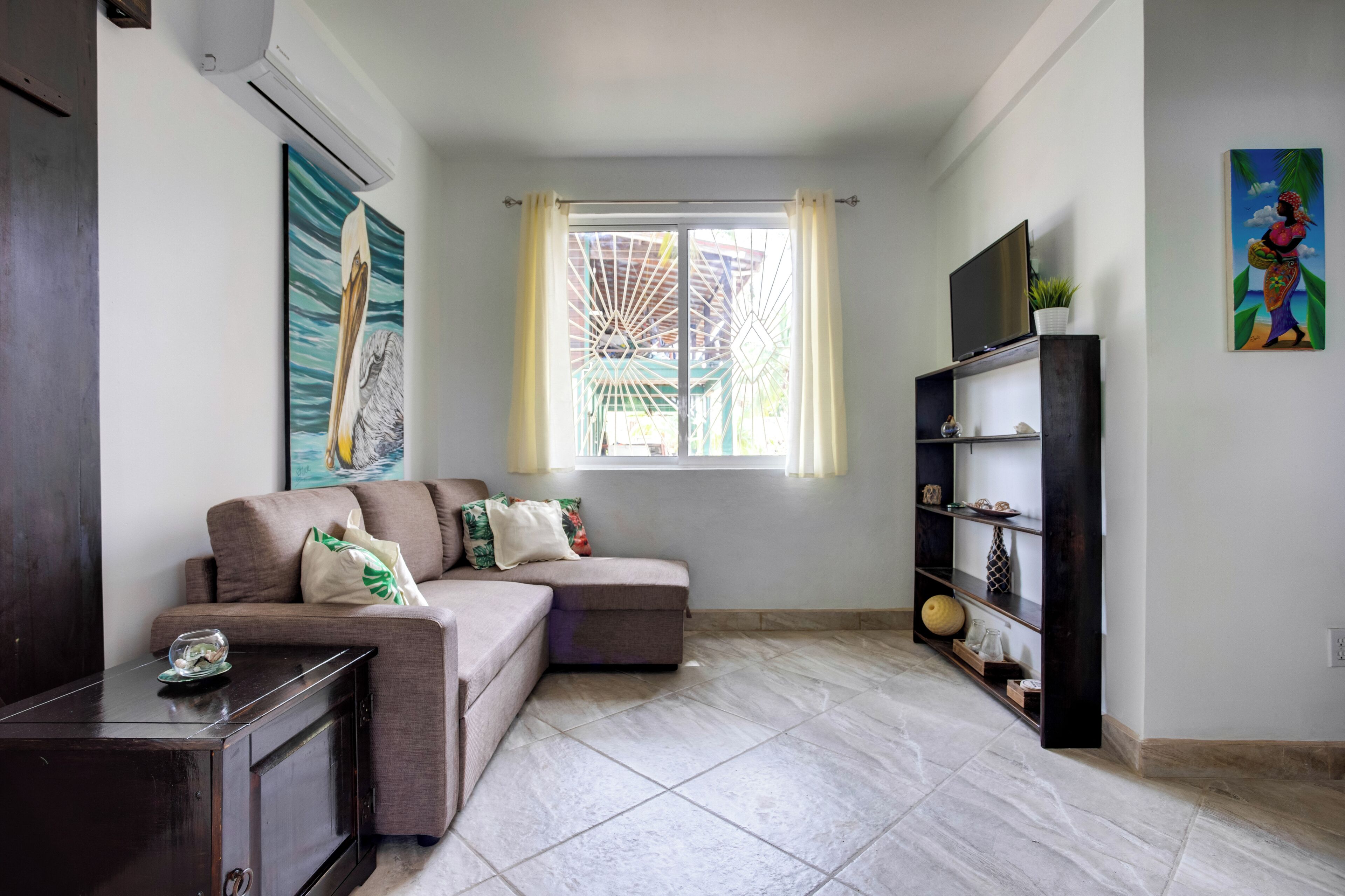 Comfortable & Complete 1-beroom Unit In The Village- All The Bells And Whistles - Placencia