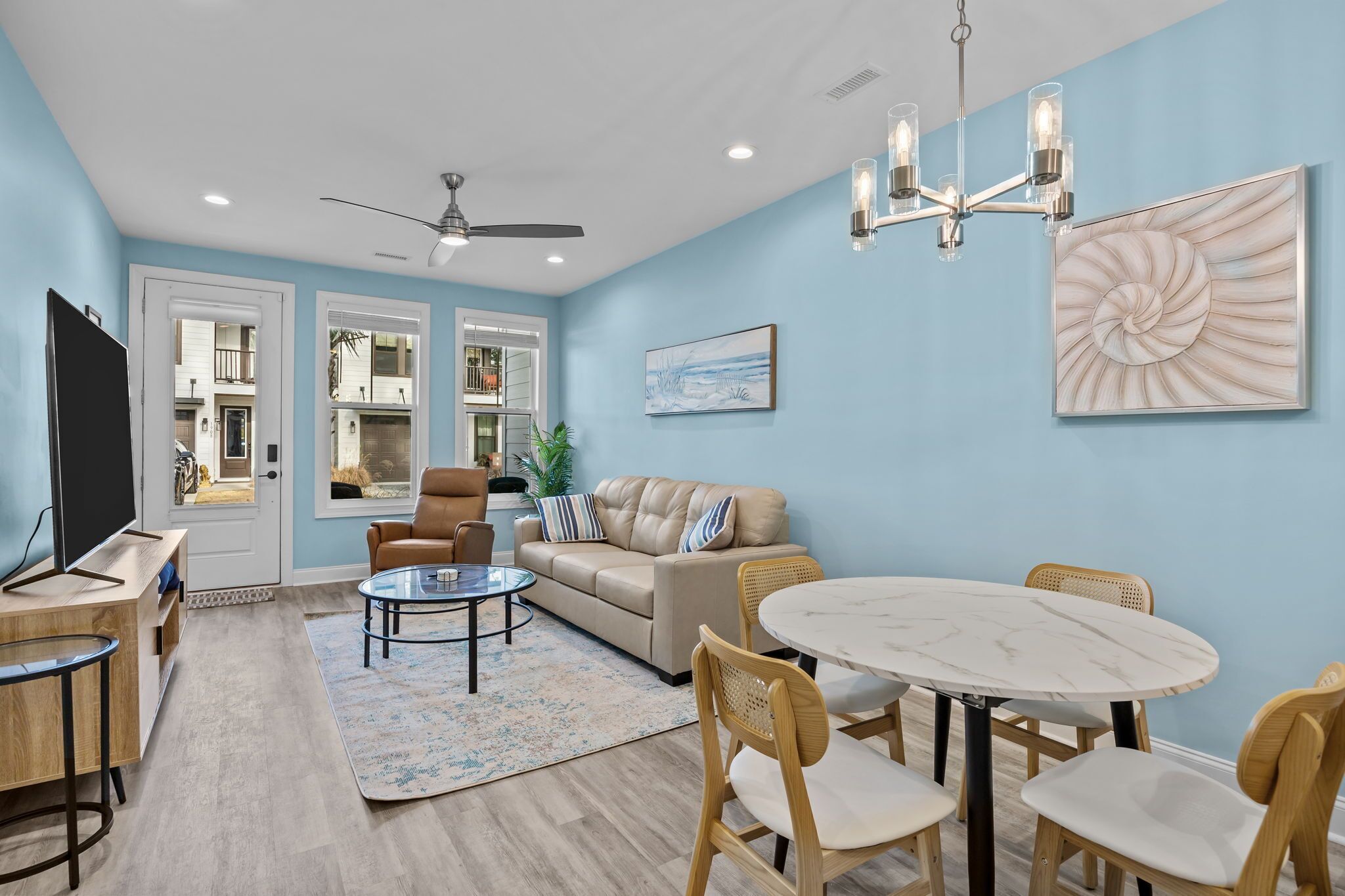 Coastal Retreat - Dog-friendly Townhome, 7 Minutes To Wrightsville Beach - Wilmington, NC