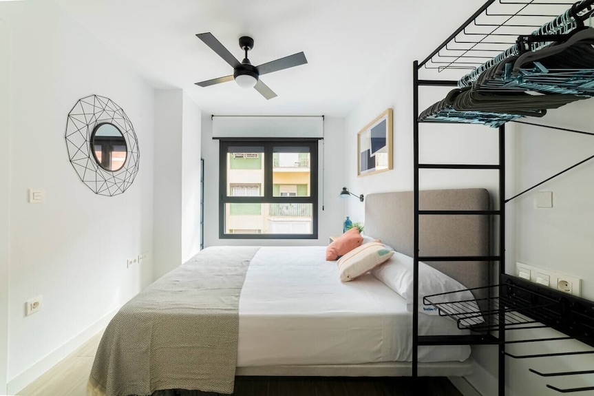 Modern Apartment 3rd Floor With Shared Heated Swimming Pool - Alicante