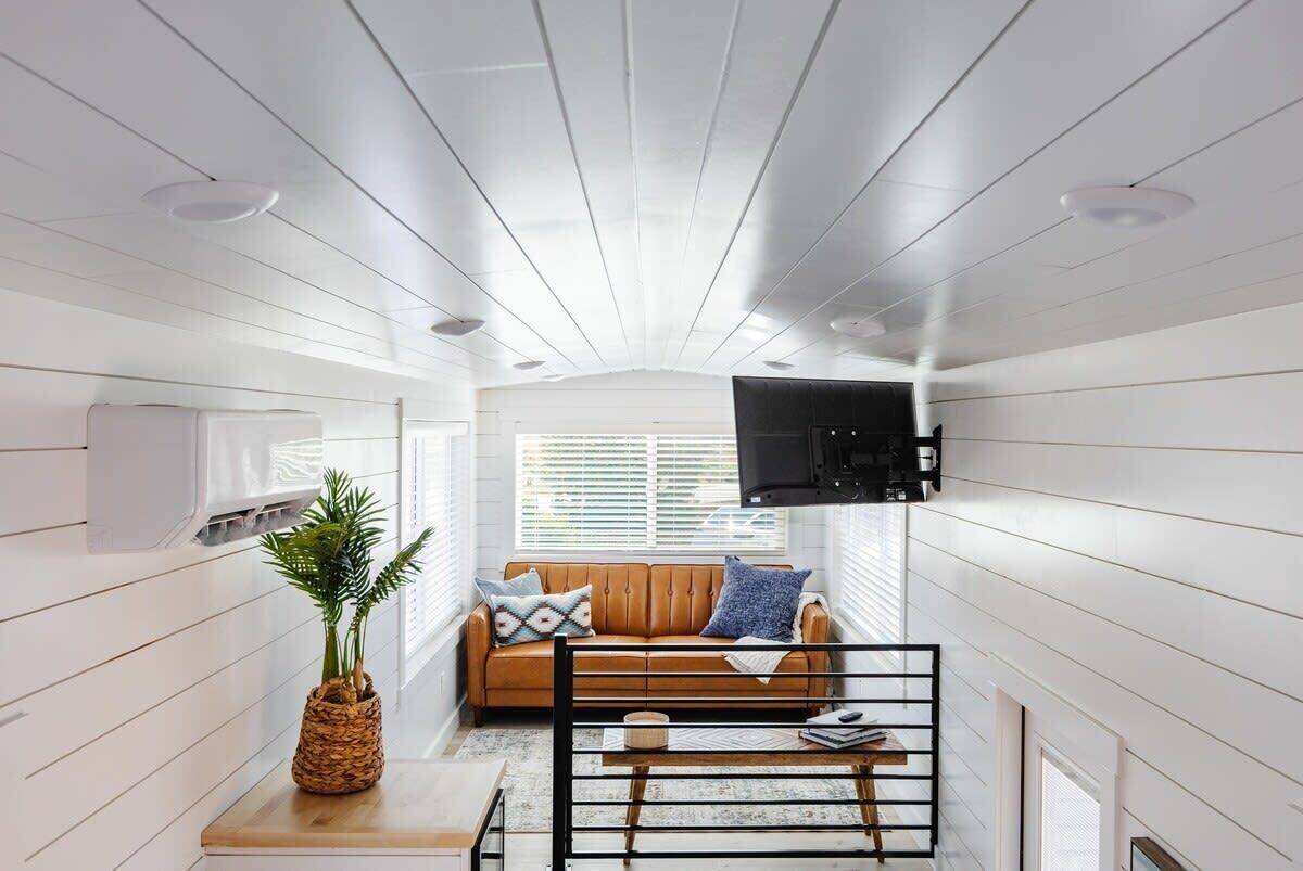 Zion Getaway  Cozy Tiny Home W/ Private Hot Tub - Utah