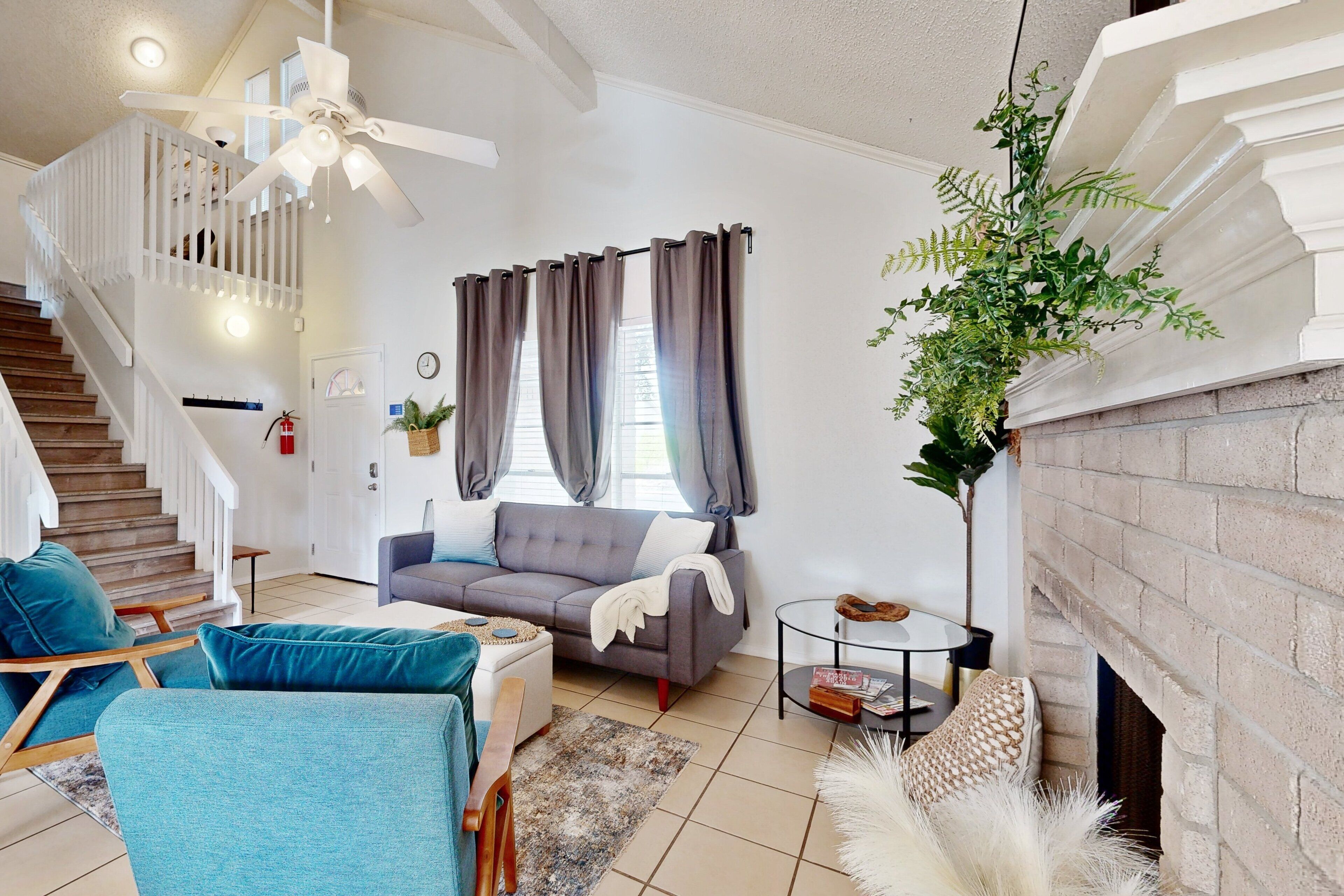 Spacious Dog-friendly Home, Close To Park With Patio, Ac, & W/d - Westover Hills Boulevard – San Antonio
