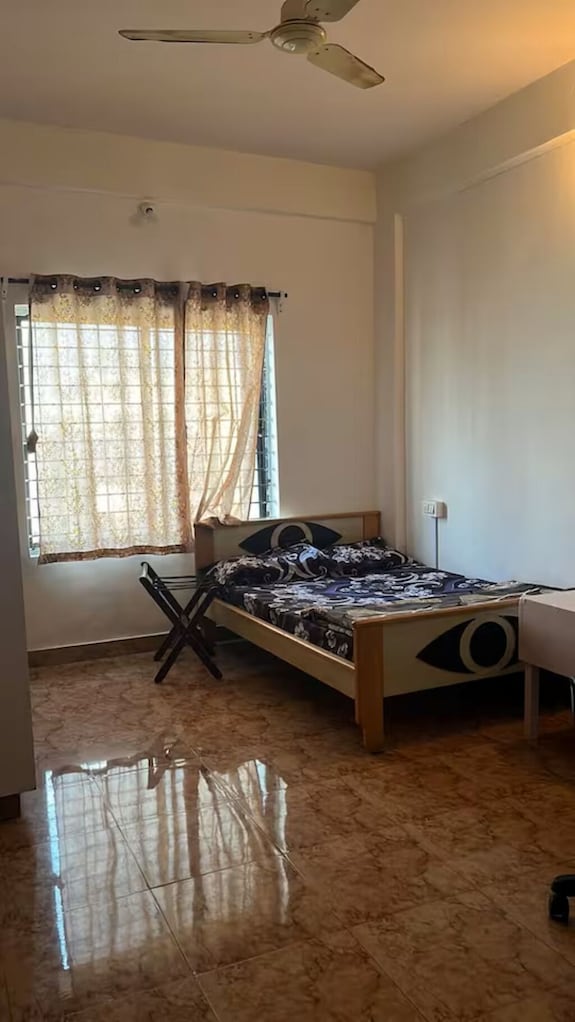 Peaceful 1-bedroom In A 2bhk Apartment In The Heart Of Bengaluru - Bangalore