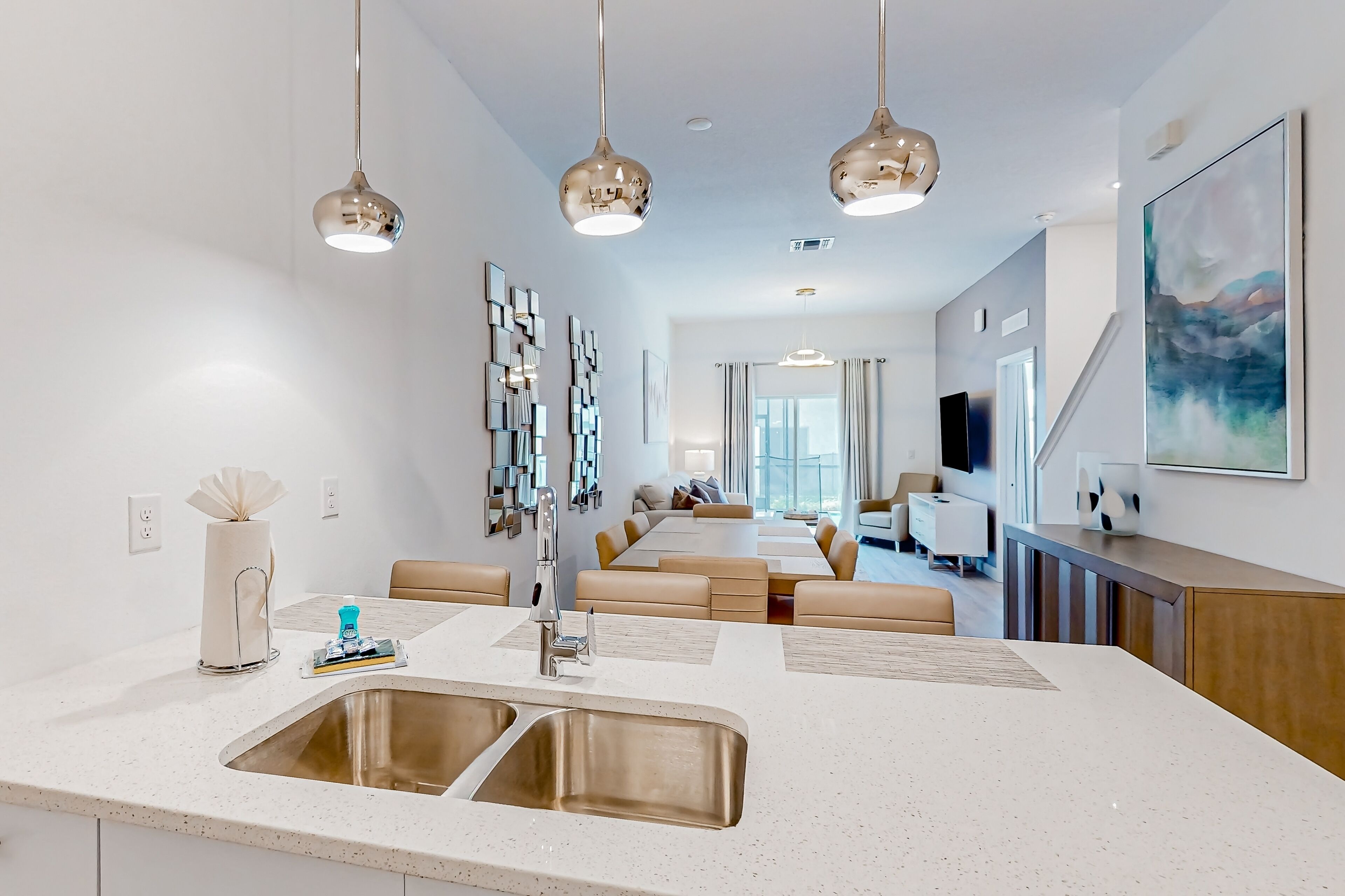 Elegant Townhouse With A Private Pool, Lanai, & Washer/dryer - Dog-friendly - Davenport, FL