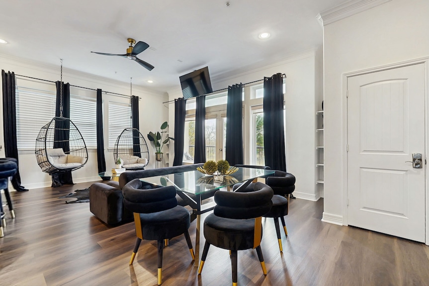 Stunning Home In Downtown Houston W Private Hot Tub & Loft - Ideal Location - Houston, TX